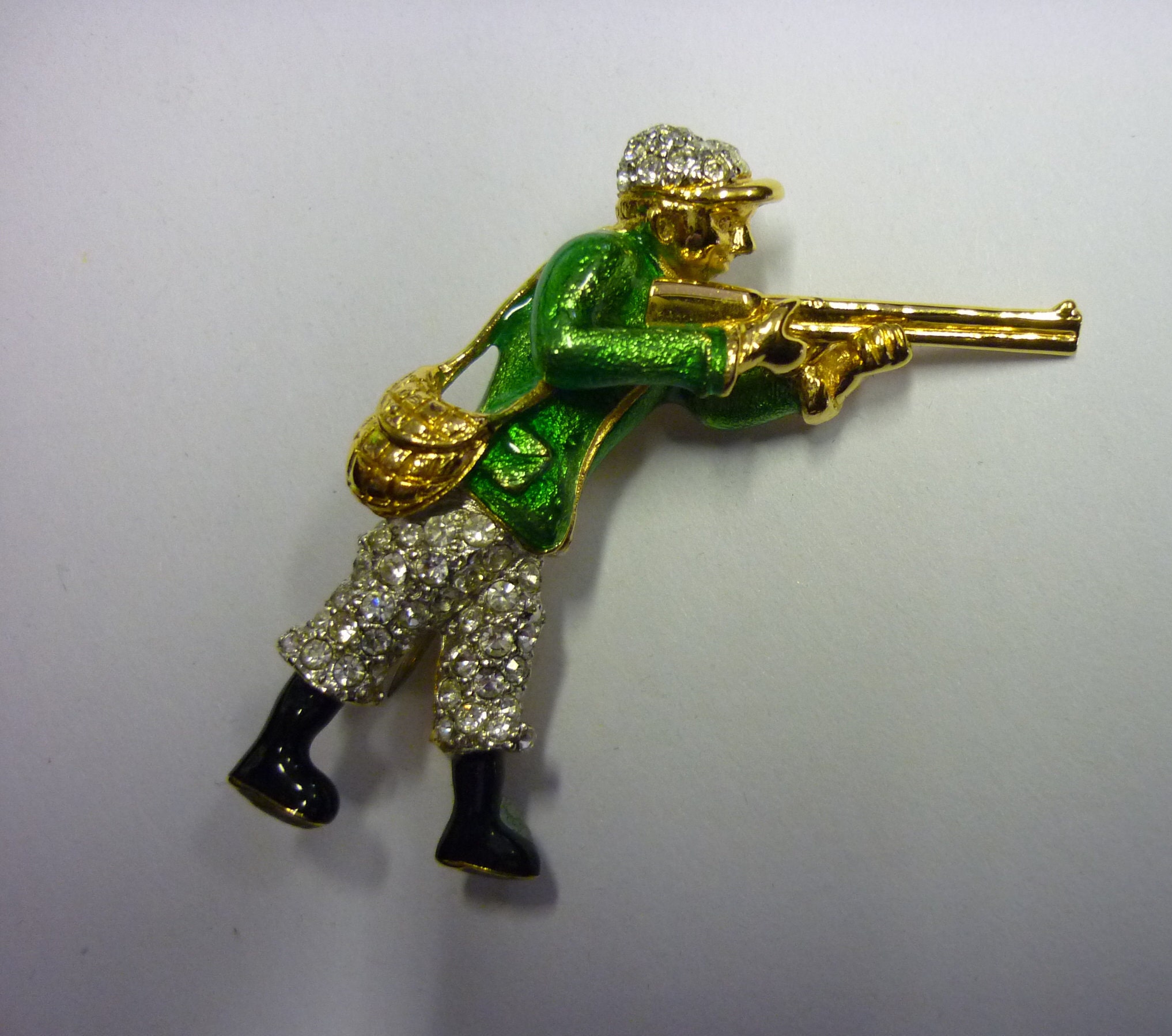Vintage Brooch, Hunting pin, Shooting design brooch, Hunting brooch ...