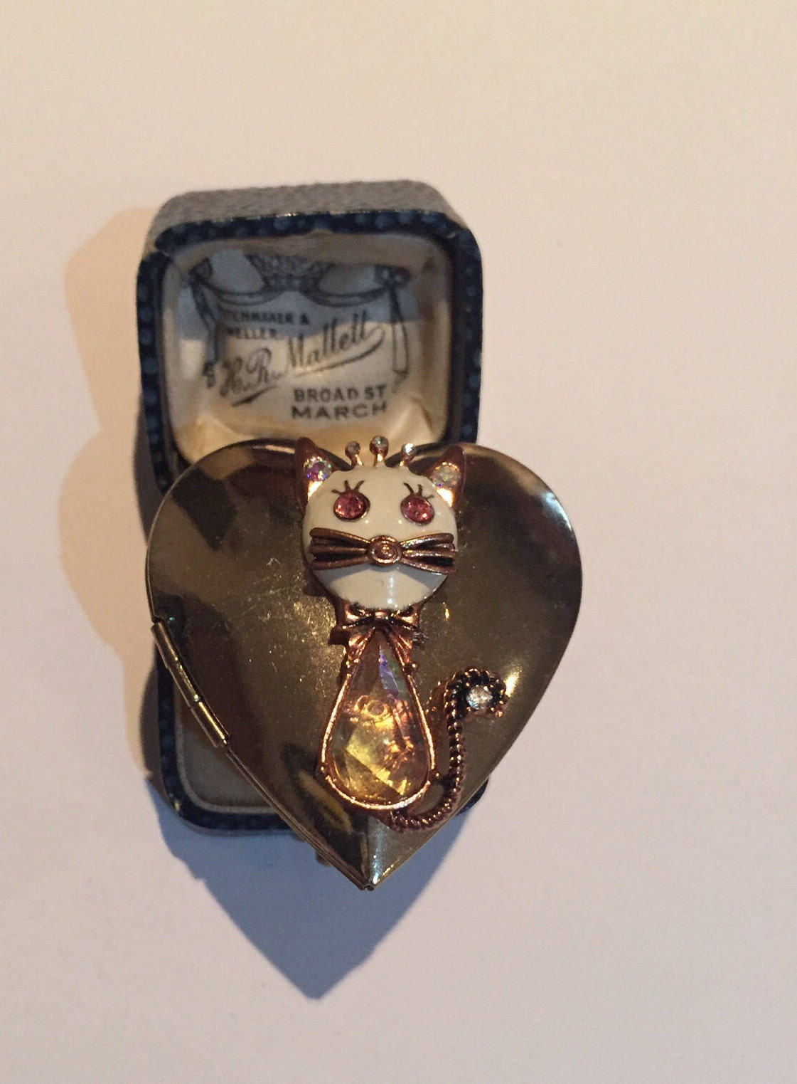 Reserved Poison Ring, Cat Poison Ring, Cat Locket Ring, Vintage Gold ...