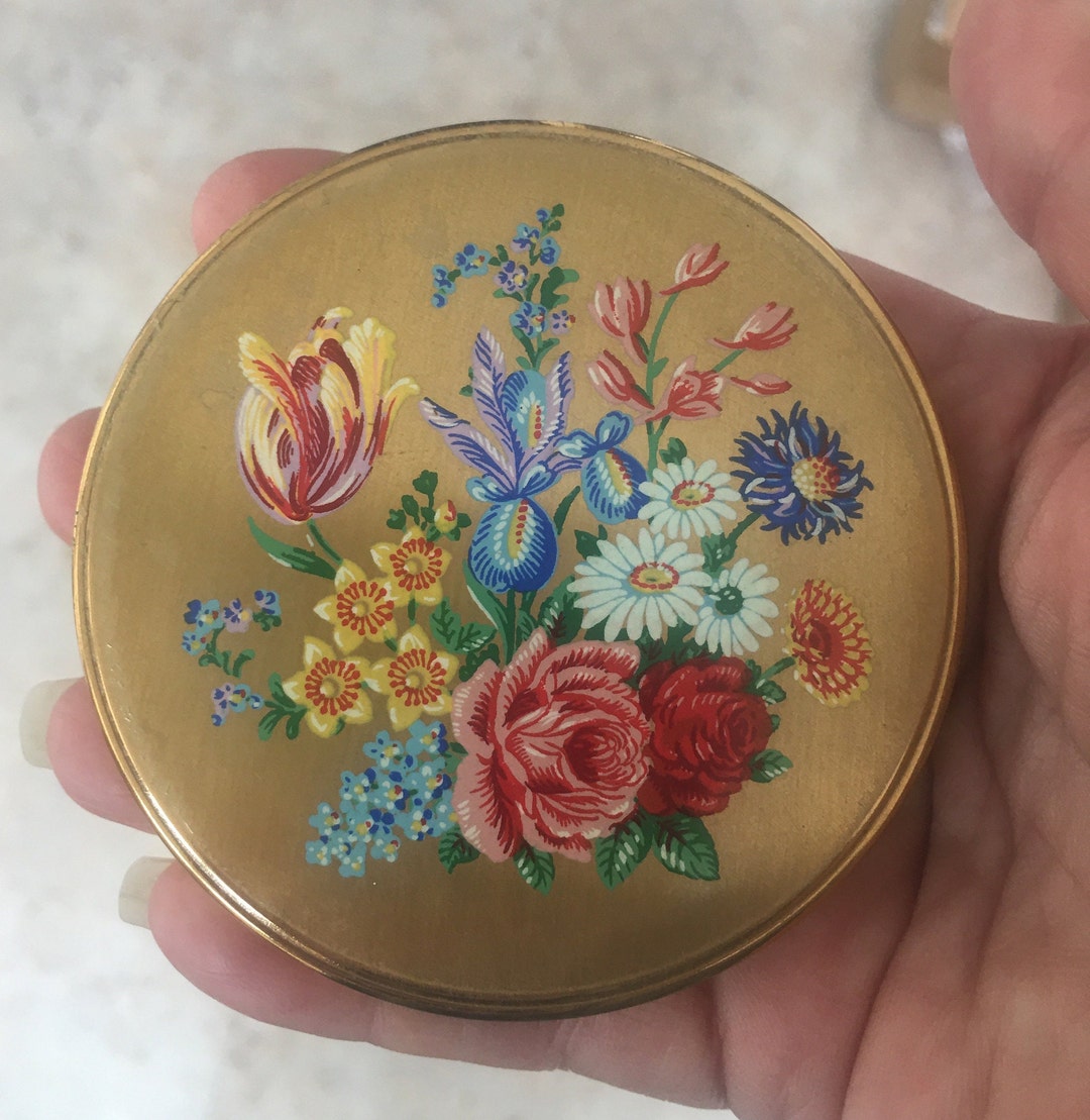 Vintage Compact, Compact, Vintage Gold Flower Compact, Beautiful Rare ...