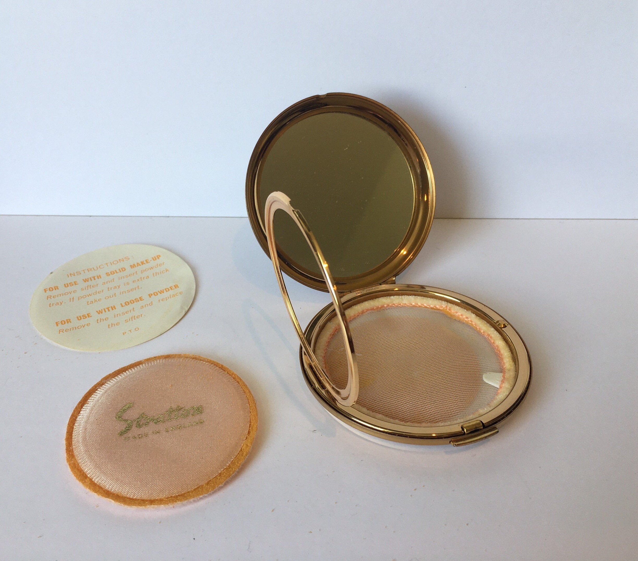 Vintage Compact, Stratton Compact, Vintage Gold Compact, Compact ...