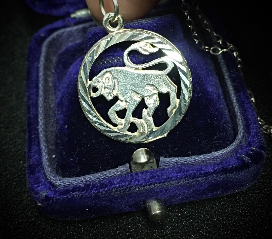 Vintage Taurus Pendant, Vintage Taurus Necklace, Bull Pendant, Taurus ...