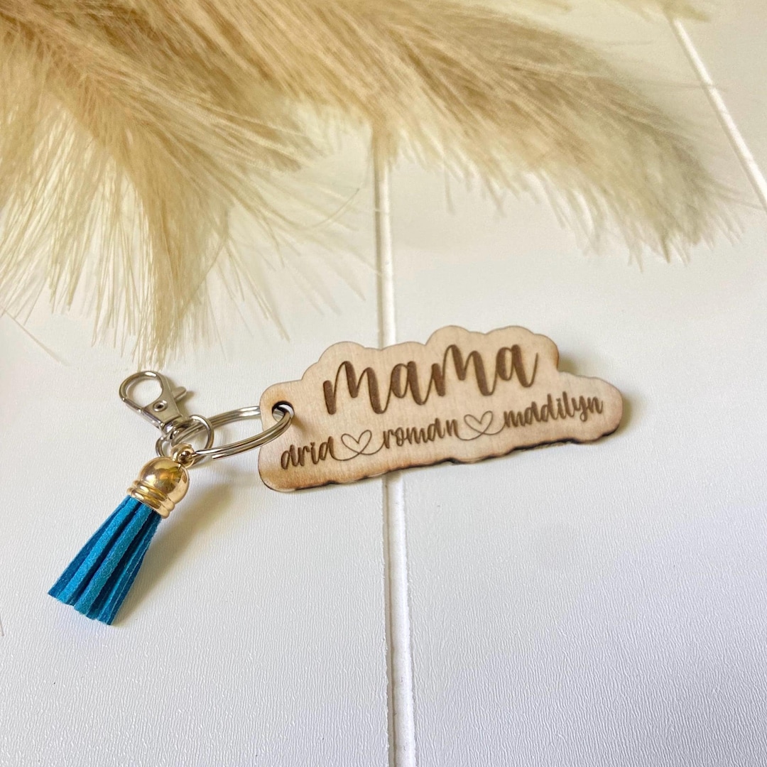 Mothers Day Gift | Personalized Wooden Mama Keychain: Engraved Names ...