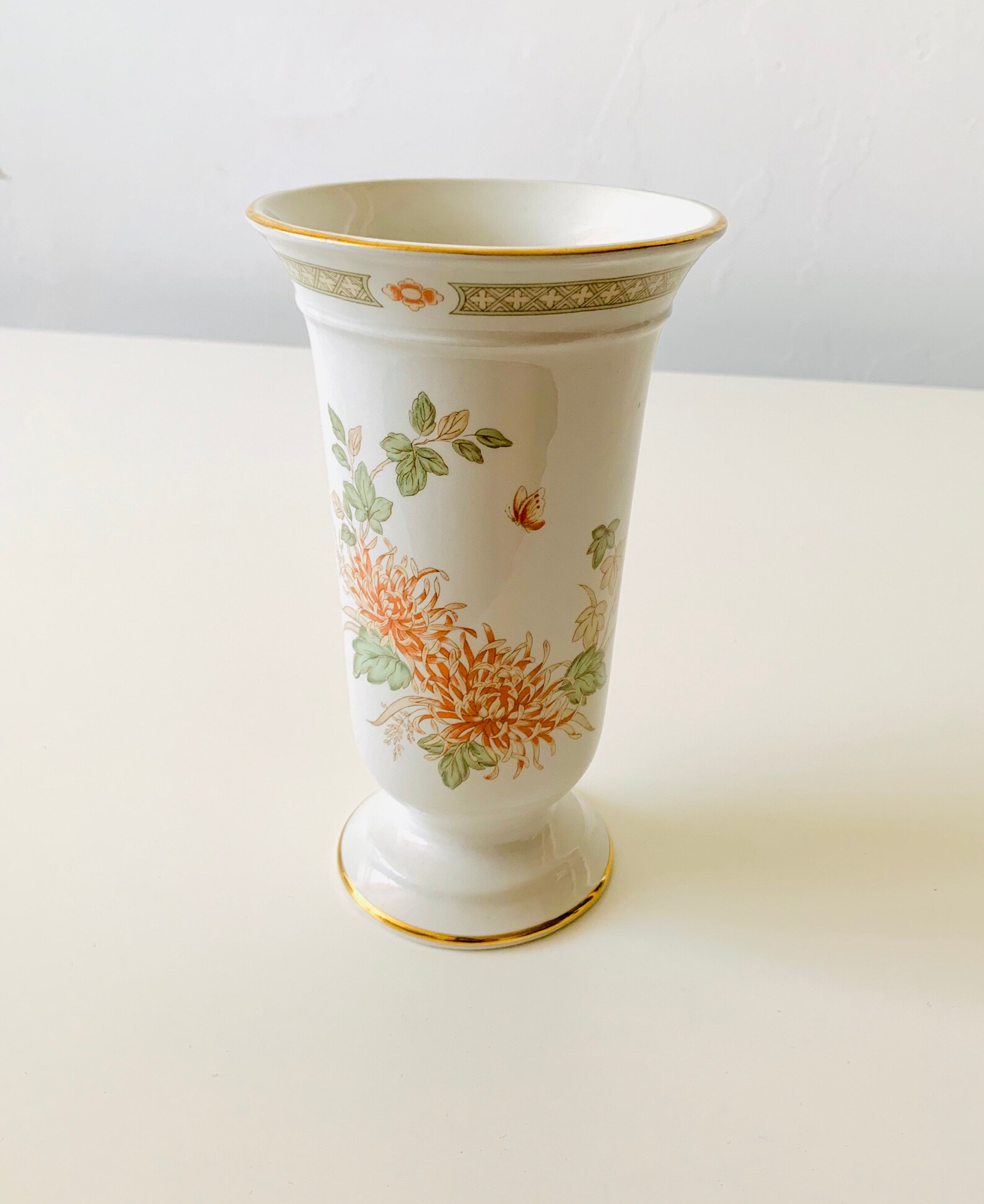 St. Michael Porcelain Vase 'chrysanthemum' Made in - Etsy