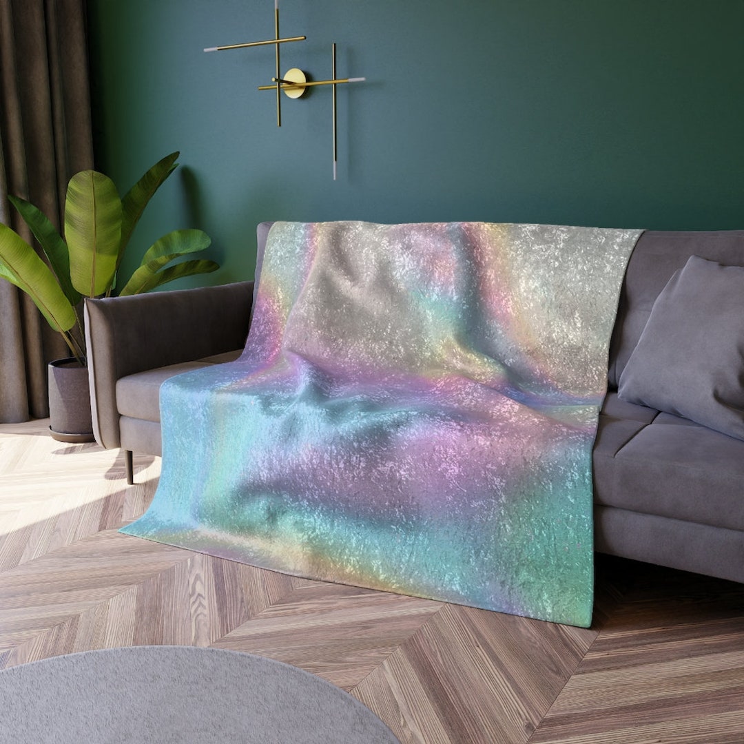 Iridescent Blanket for Teenager, Pastel Throw for Cozy Room Decor ...