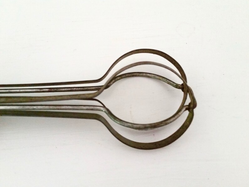 Vintage Hand Mixer . Antique Egg Beater . Vintage Kitchen . - Etsy