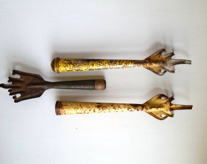 SALE 3 Antique Hand Rakes . Rustic Garden Decor . Old Metal Garden ...
