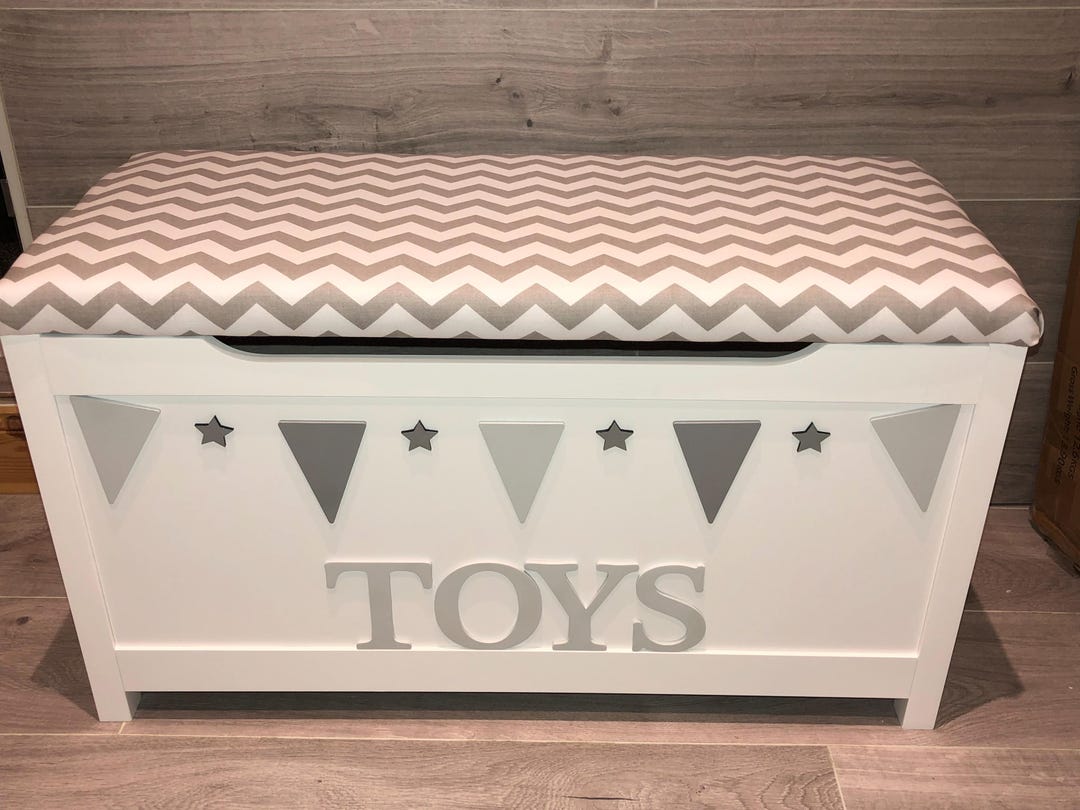 Personalised Toy Box, Soft Close Hinge, Cushion Seat, Large Size Toy ...