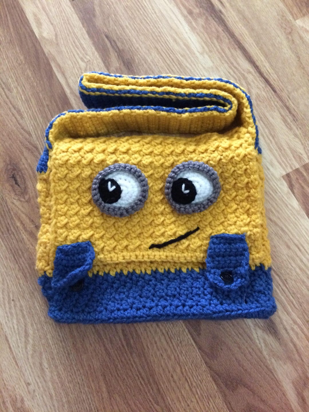 Crochet inspired Minion purse - Etsy.de