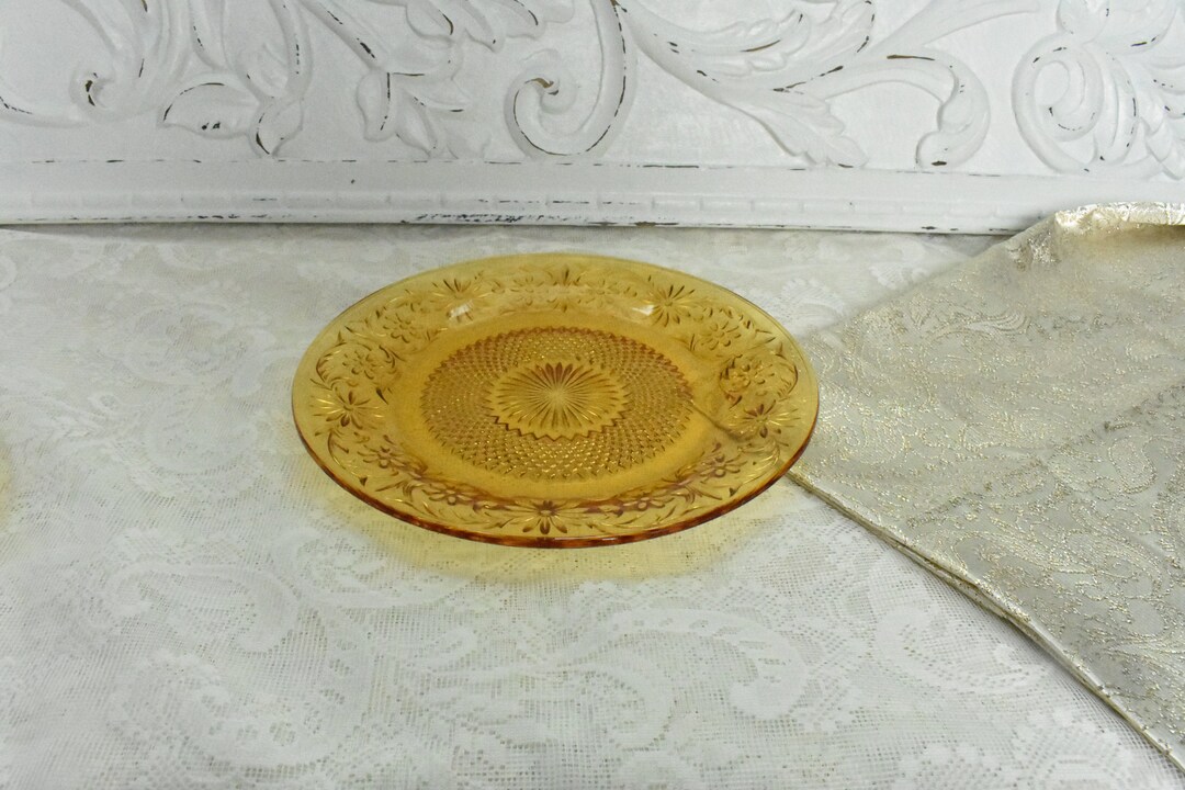 Amber Daisy Pattern Plate by Indiana Glass C,o - Vintage Cottage Chic ...