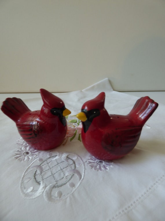 Ceramic Birds Salt Pepper Shakers Cardinal Salt and Pepper Shakers Northern Cardinal Porcelain Salt and Pepper Etsy UK