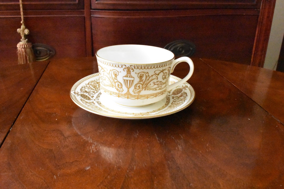 Royal Worcester, Royal Worchester "hyde Park" Cup & Saucer, #082122 - Etsy