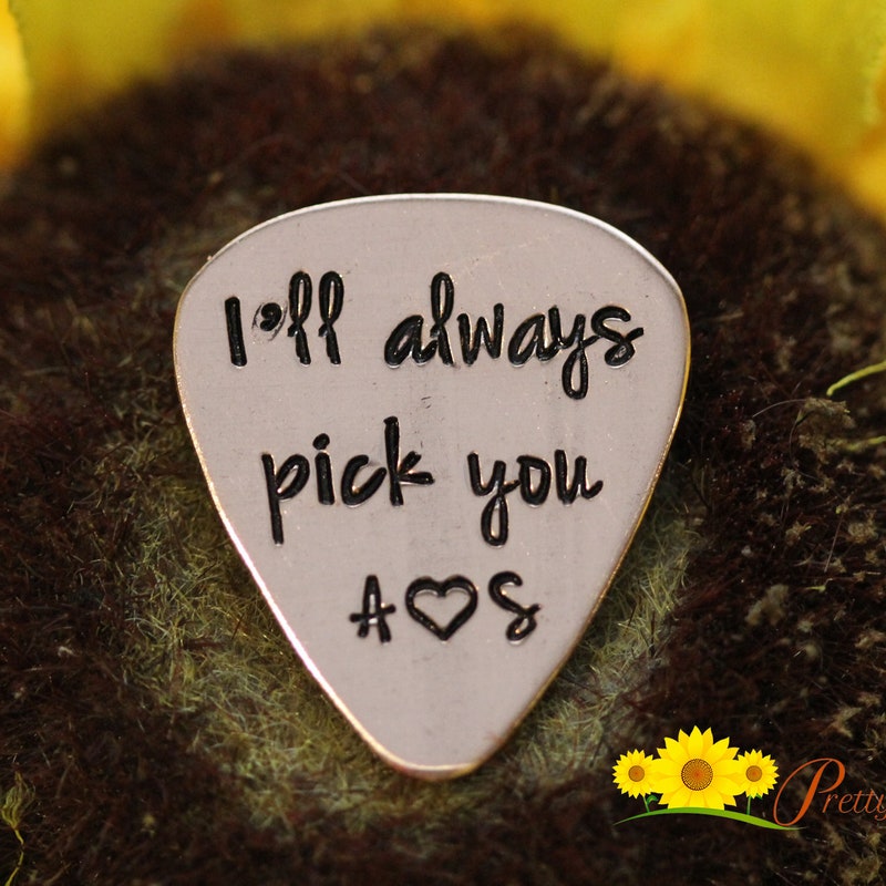 Guitar Pick Gift - 60+ Gift Ideas for 2025