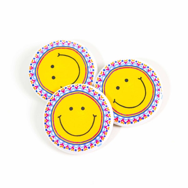 Smiley Button - Etsy