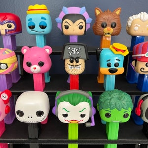 Aligned Rows 14" Wide PEZ Dispenser Display Shelf Stadium Style - Fits ...