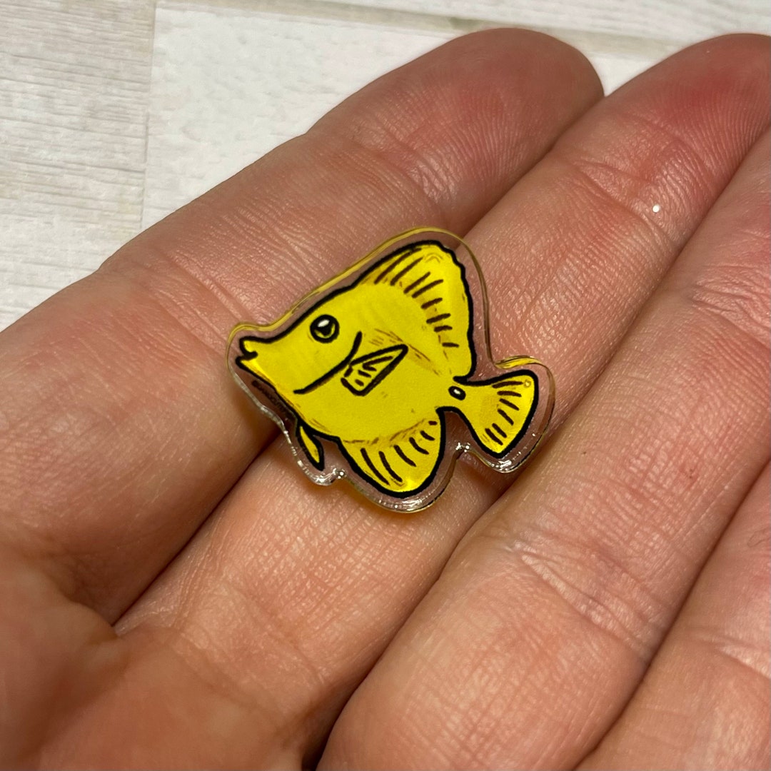 Yellow Tang Pin Reef Pin, Aquarist Gift, Yellow Tang Gift, Aquarist Pin ...