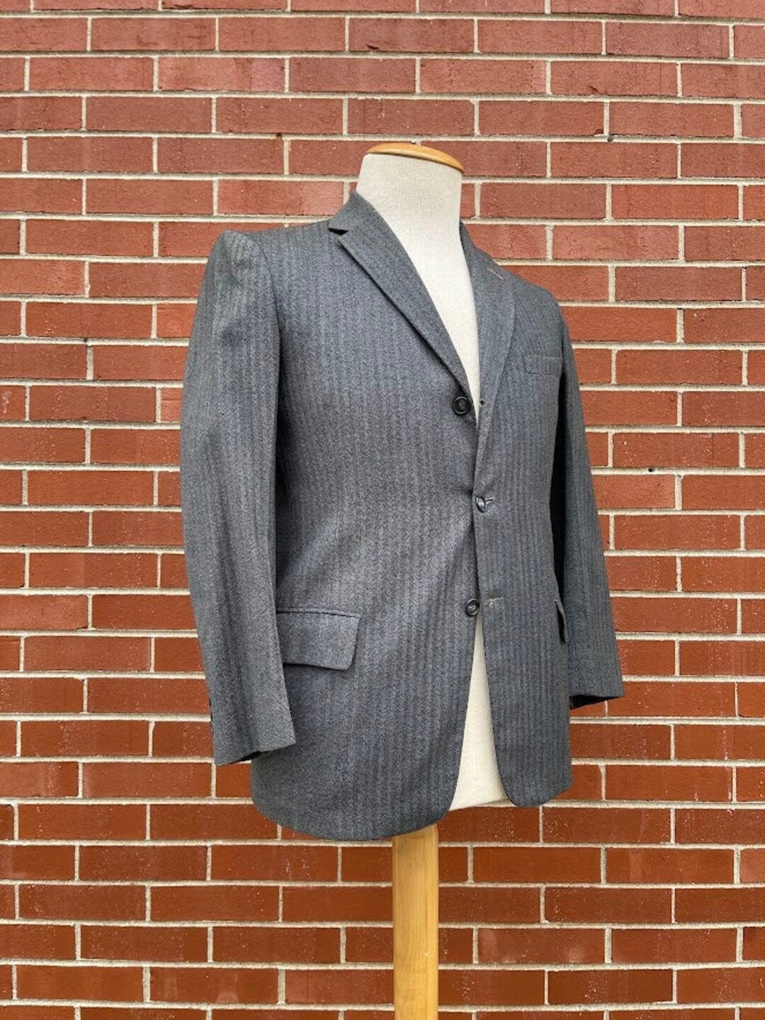 Vintage 1950's Men's Grey Herringbone Wool Suit Jacket, Size 40 Short ...