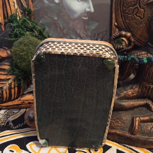 Shaman Altoid Tin Portable Altar - Etsy