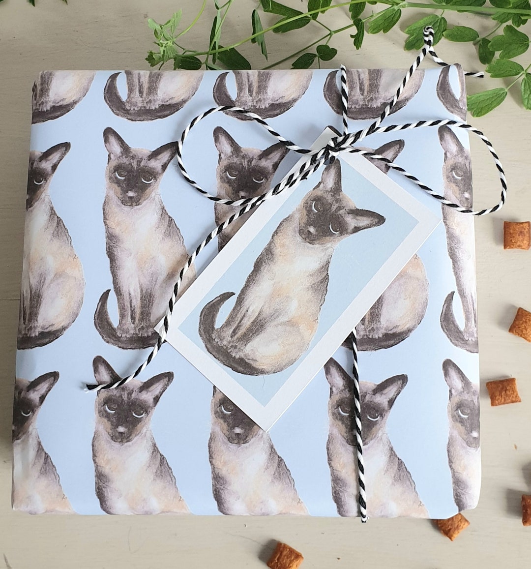 Siamese Cat Wrapping Paper. Wrapping Paper With a Cat. Cat Gift Wrap ...