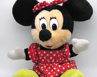 Minnie Mouse Plushie - Etsy