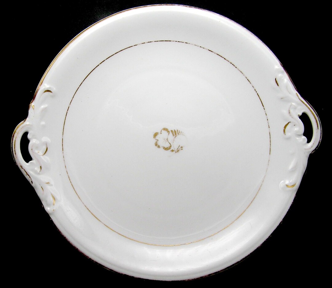 Antique 10 Cake Plate / Platter W Handles Cloverleaf tealeaf Pattern - Etsy