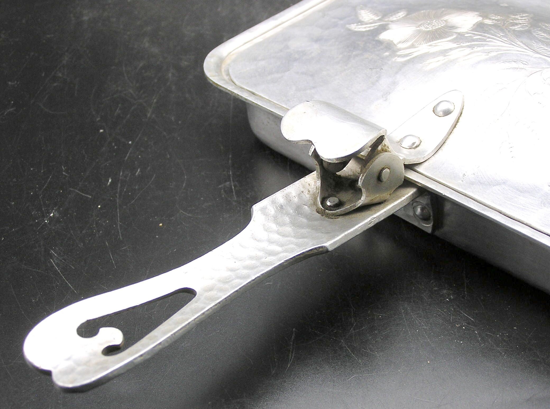 Vintage Continental Silver Co Hammered Aluminum Silent Butler | Etsy