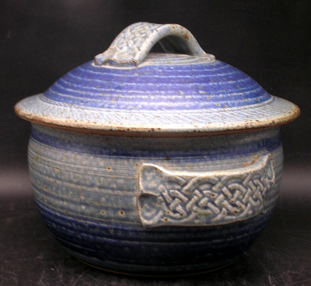 Lidded Art Pottery Casserole / Baking Dish W Celtic Pattern Handles ...