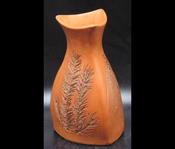 Vintage Art Pottery Vase 3-Sided Conifer Needles signed | Etsy