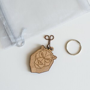 Lion Wood Keychain, Modern Geometric Design Animal Keychain, Trend Gift ...