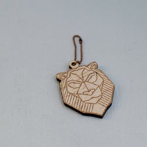 Lion Wood Keychain, Modern Geometric Design Animal Keychain, Trend Gift ...