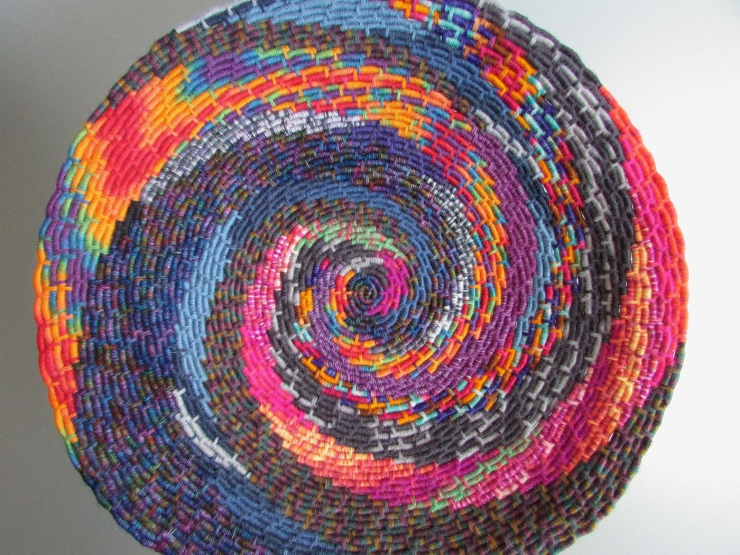 Abstract Spiral Original Design Coiled Jute Fiber Wall Hanging Basket ...