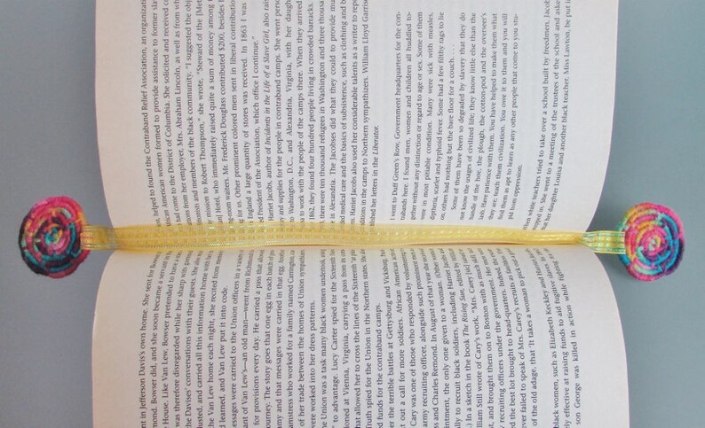 MEDIUM Multicolor Pastel Coiled Jute Fiber & Ribbon Bookmark (for Most ...