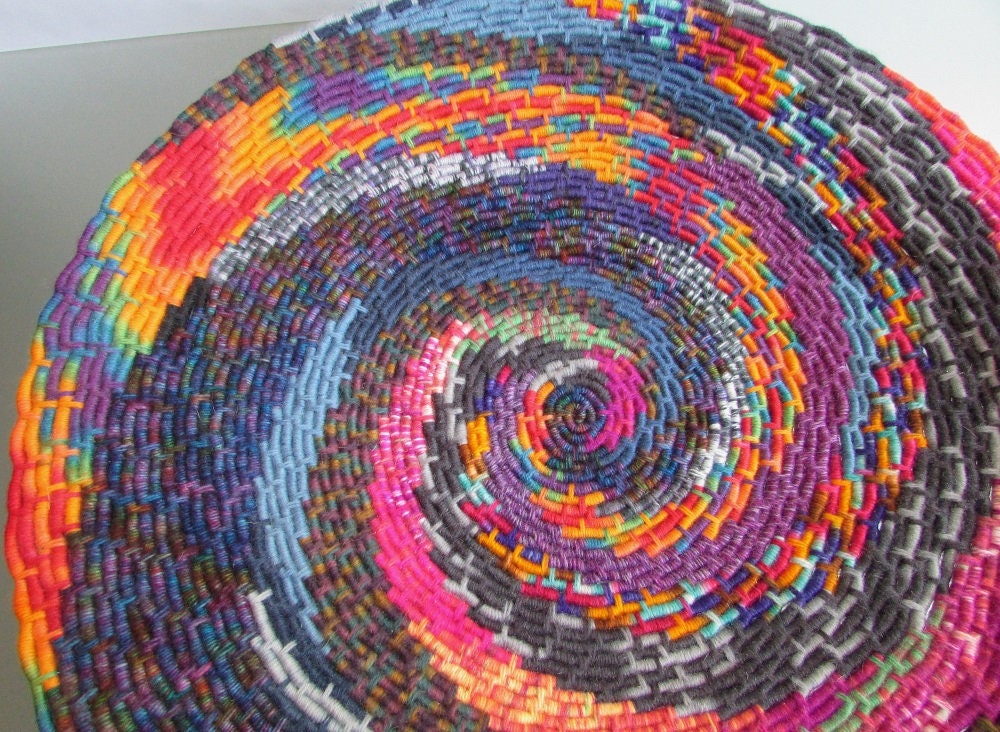 Abstract Spiral Original Design Coiled Jute Fiber Wall Hanging Basket ...