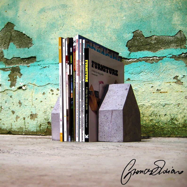 Concrete House Bookends – Minimalist Home Decor, Handmade (set of 2) - Etsy