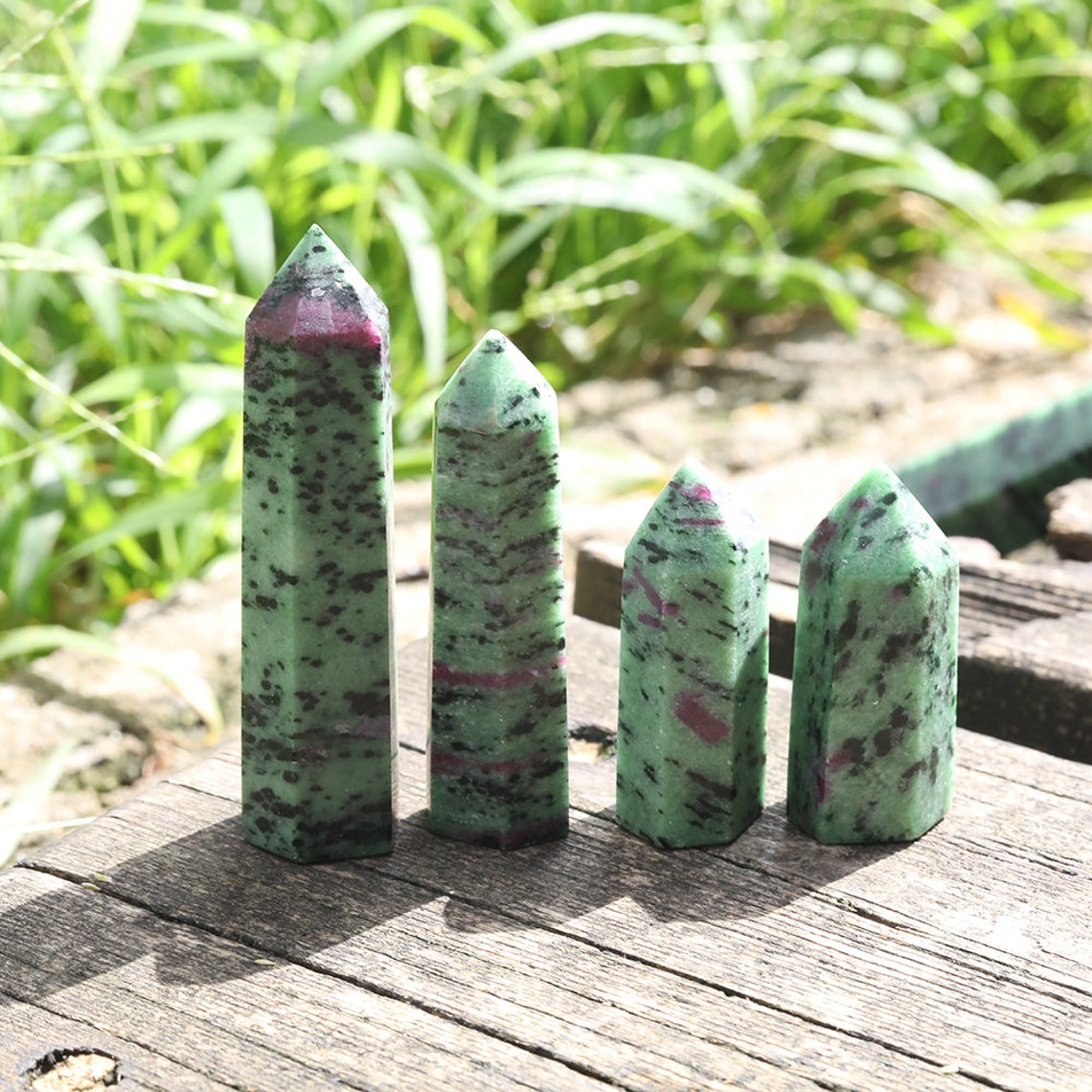 1pcs Red Green Jasper Towergemstone Point Towerhome - Etsy