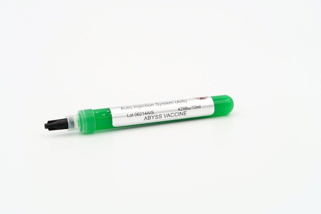 Resident Evil Abyss Virus Vaccine Auto Injector - Etsy