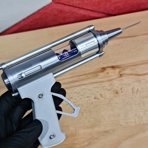 Resident Evil Movie T Virus Injector - Etsy