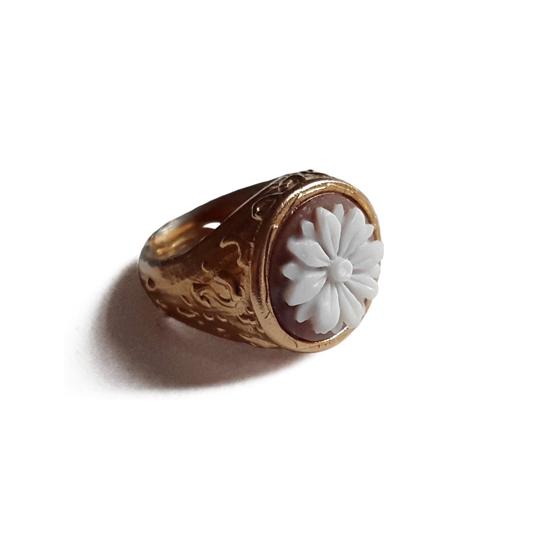 Flower cameo ring handmade shell cameo floral shell cameo - Etsy Italia