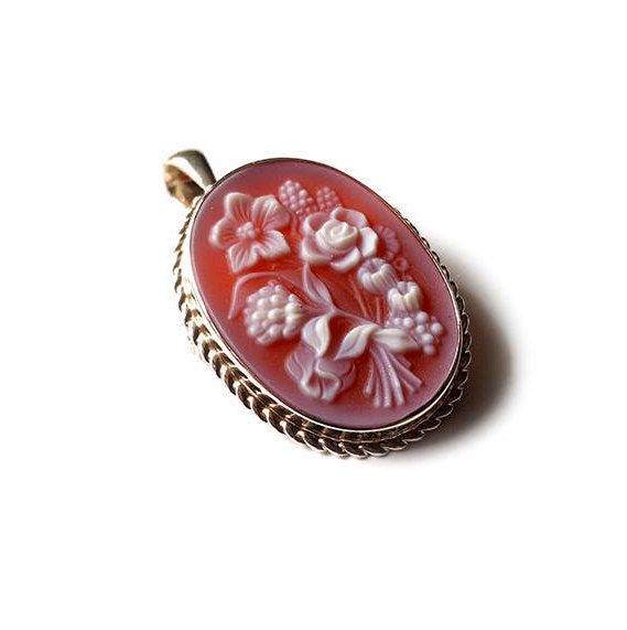 Red cameo brooch pendant floral italian cameo jewelry donadio stone ...