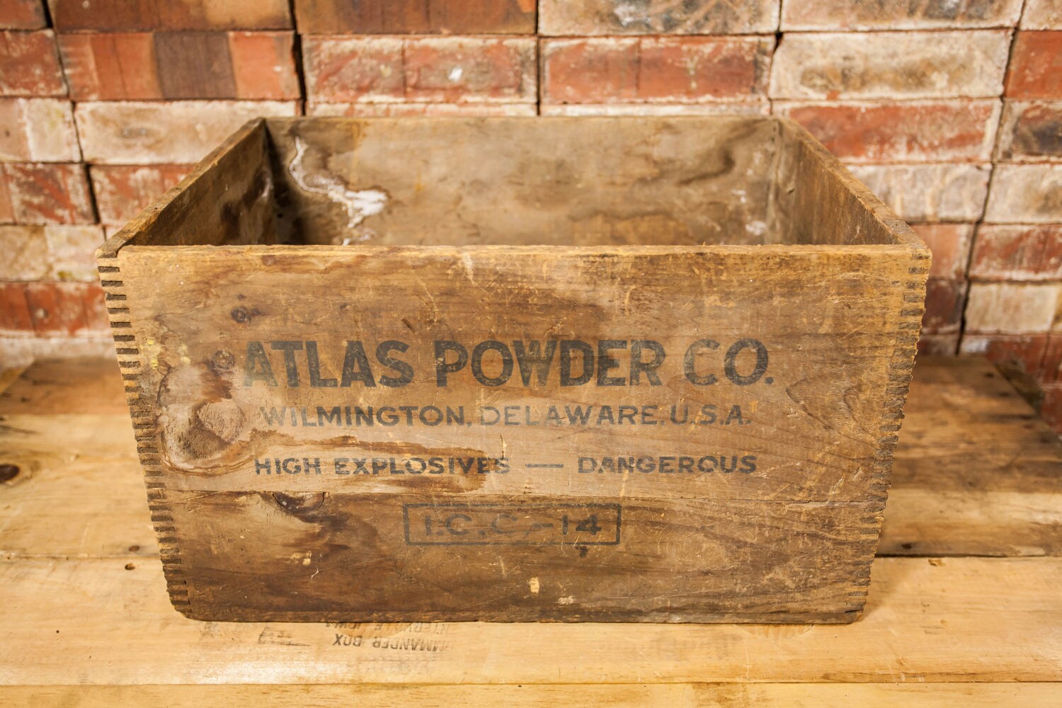 Vintage Atlas Powder Company Explosives Crate High Explosives Dangerous ...