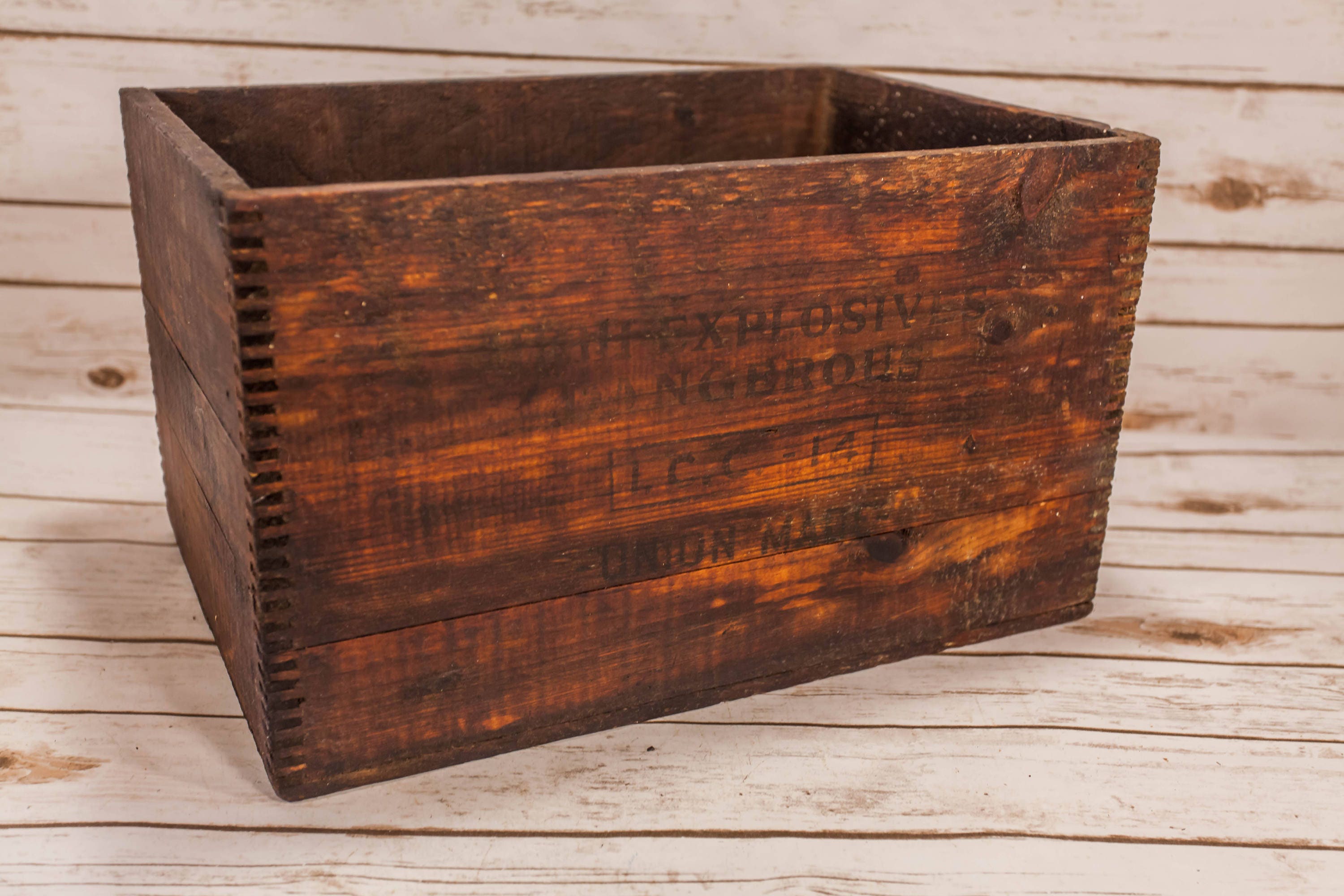 Vintage High Explosives Dangerous Crate I.C.C. 14 Union Made Crate ...
