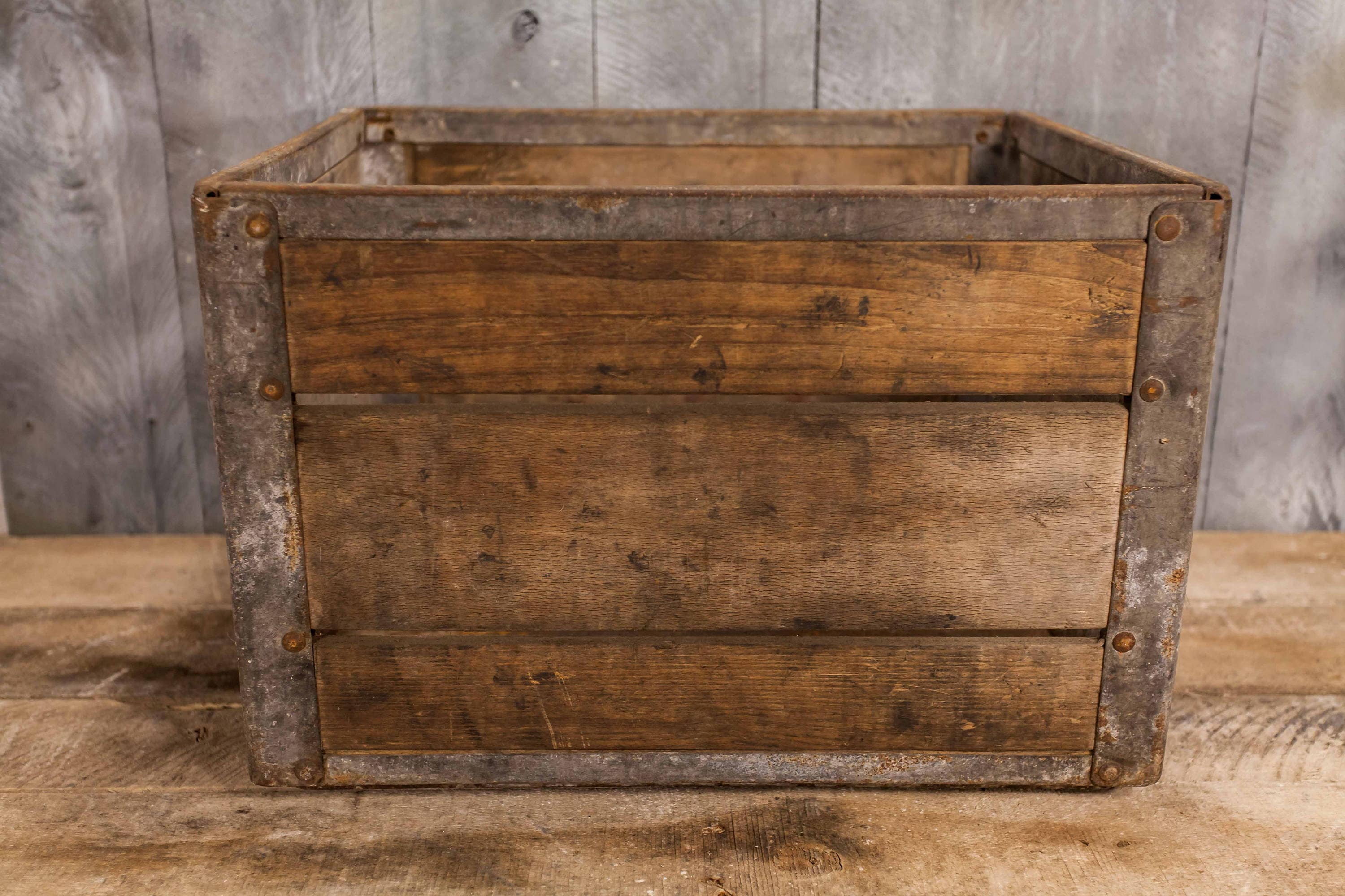 Vintage V.T. Smith Dairy Milk Crate Wood Metal Milk Bottle Carrier ...