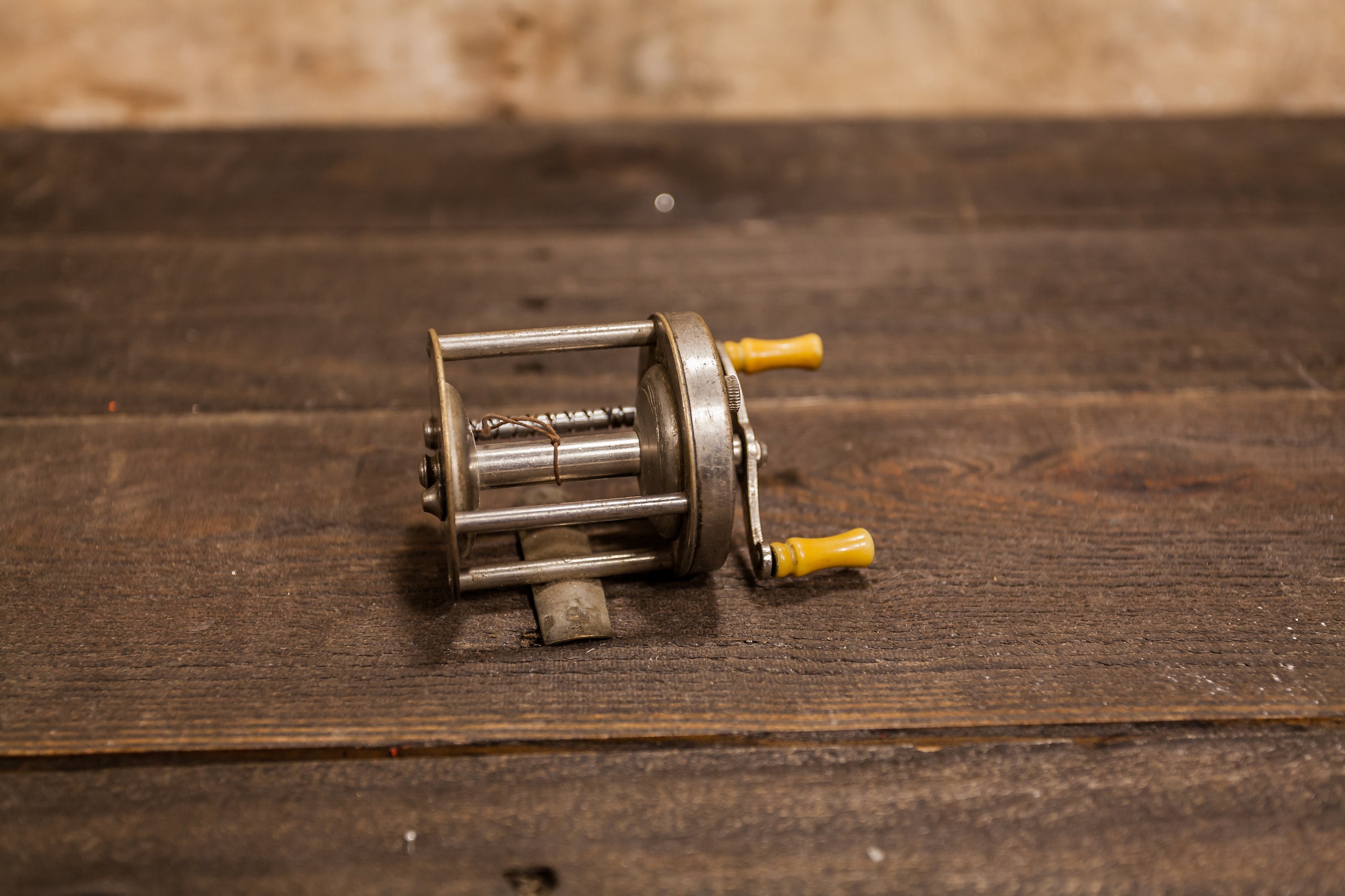 Vintage 4 Brothers Fishing Reel Man Cave Cabin Camp Fishing Decor