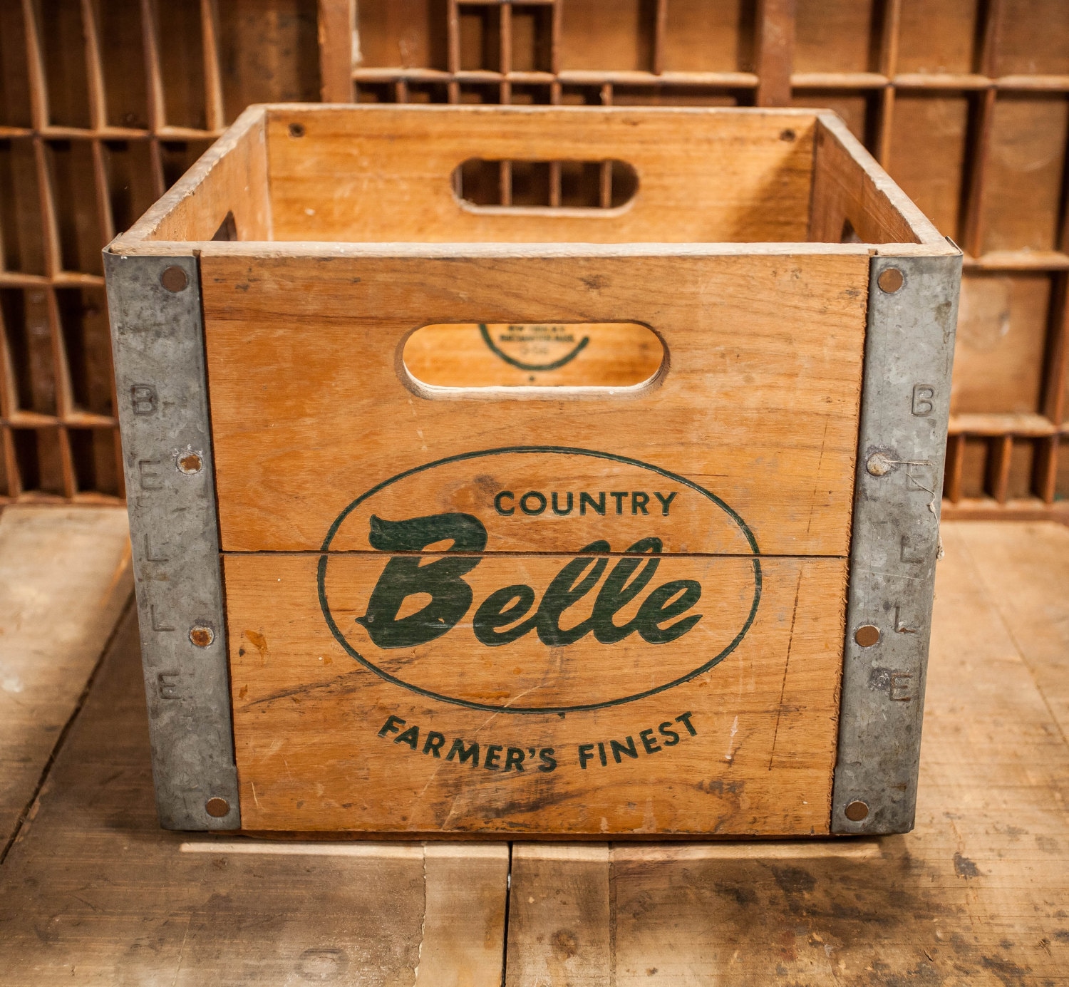 Vintage Country Belle Produce Crate Wood Metal Farmhouse Cesco ...