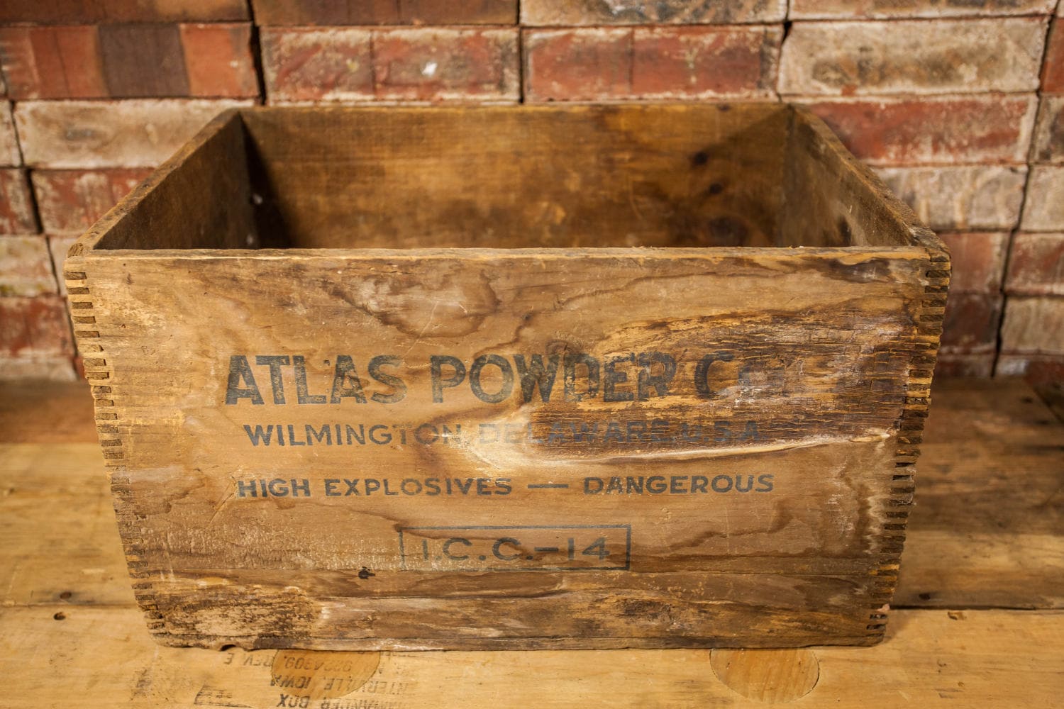 Vintage Atlas Powder Company Explosives Crate High Explosives Dangerous ...