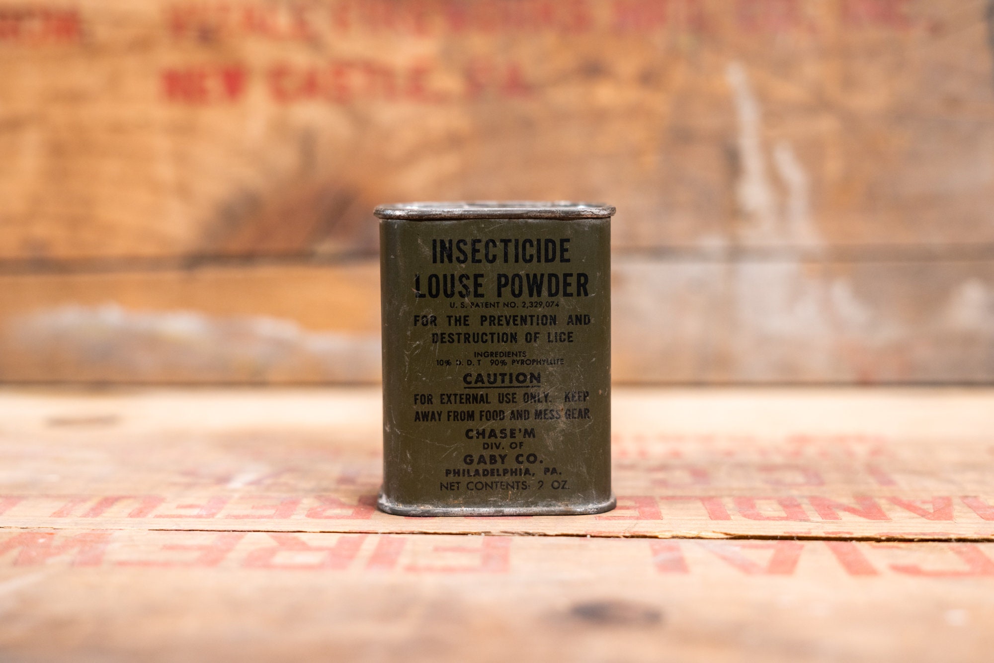 Vintage US Army Insecticide Louse Powder Tin Full WWII Military Man Cave