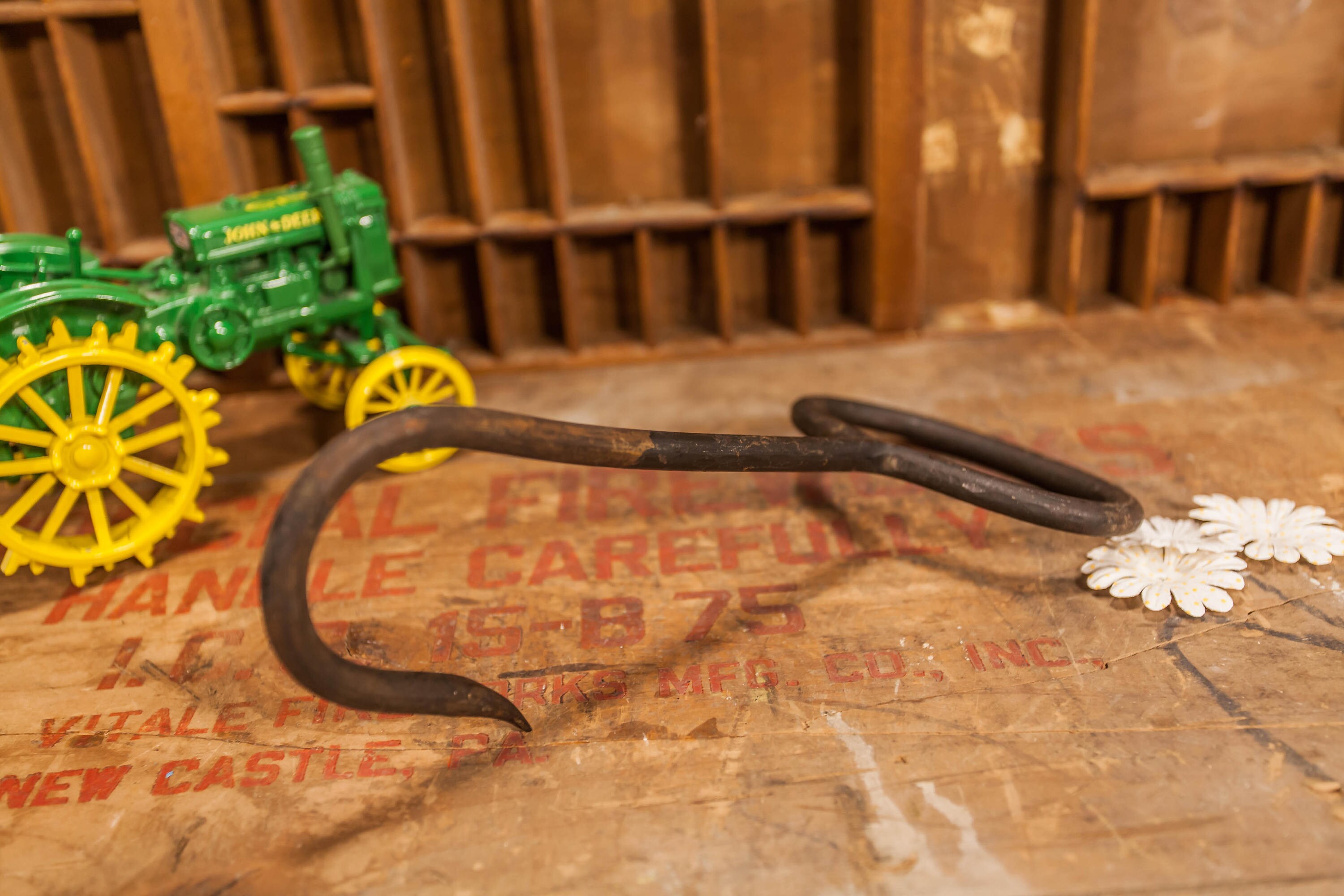 Vintage Farmers Hay Bale Hook, Primitive Farm Tool Primitive Decor Barn ...