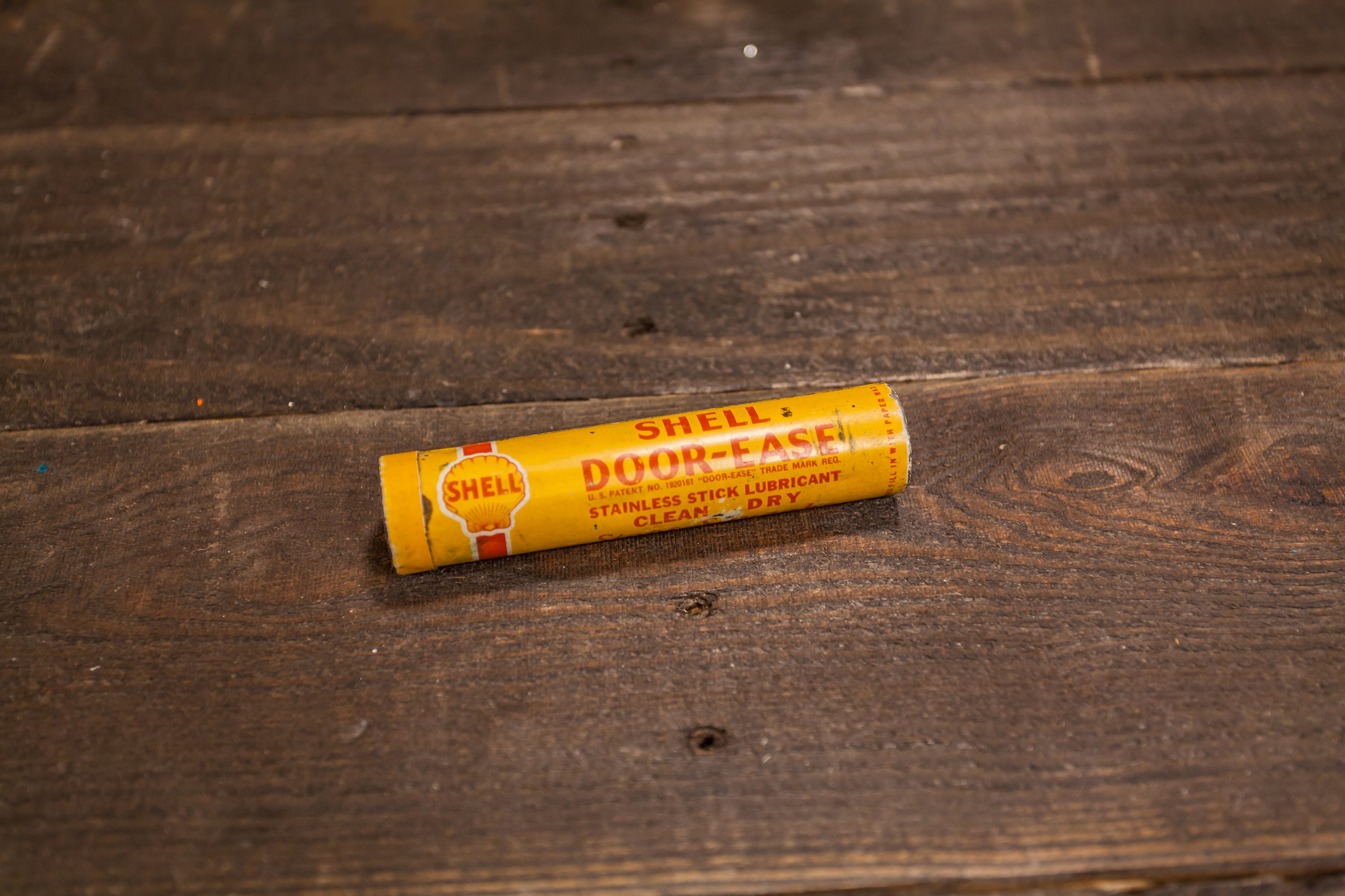 Vintage Shell Door-Ease Tin Advertising Man Cave Garage Oil Red Yellow