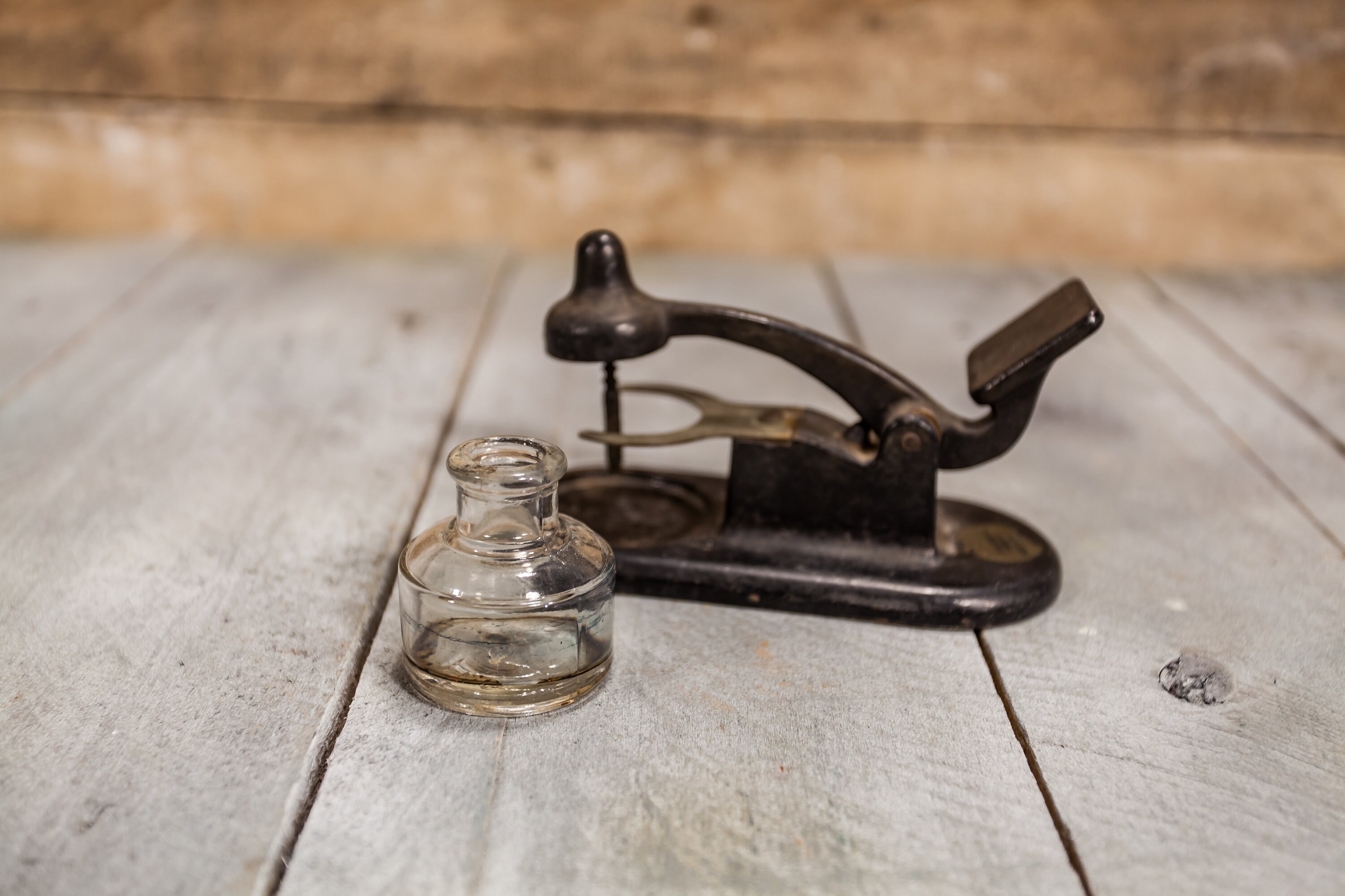 Vintage 1906 Theo Alteneder & Sons Cast Iron Draftsman Tool Inkstand ...