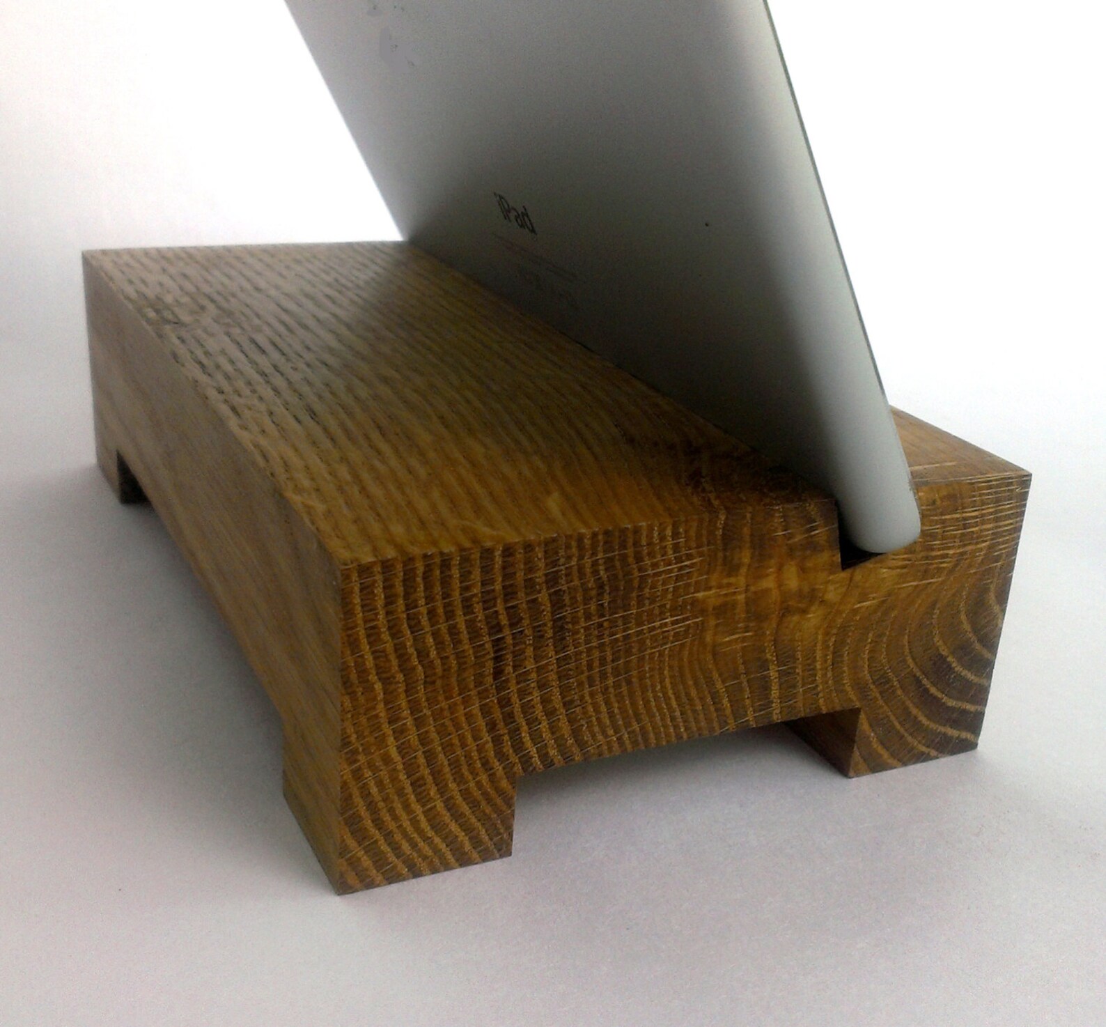 IPad Wood Desk Stand Holder, Tablet Wooden Stand, iPad Oak Wood Dock ...