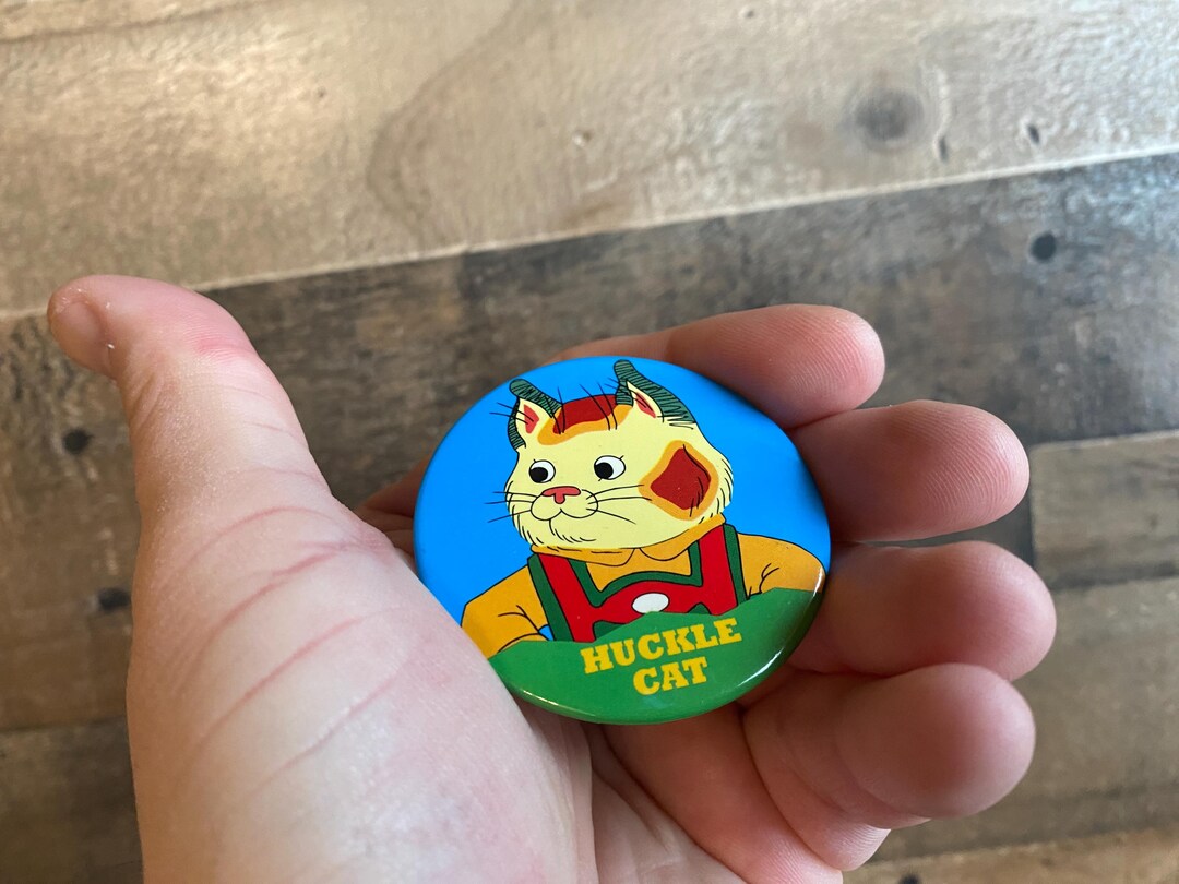 Huckle Cat Pin True Vintage 1995 Button Pinback Richard Scarry Jacket ...
